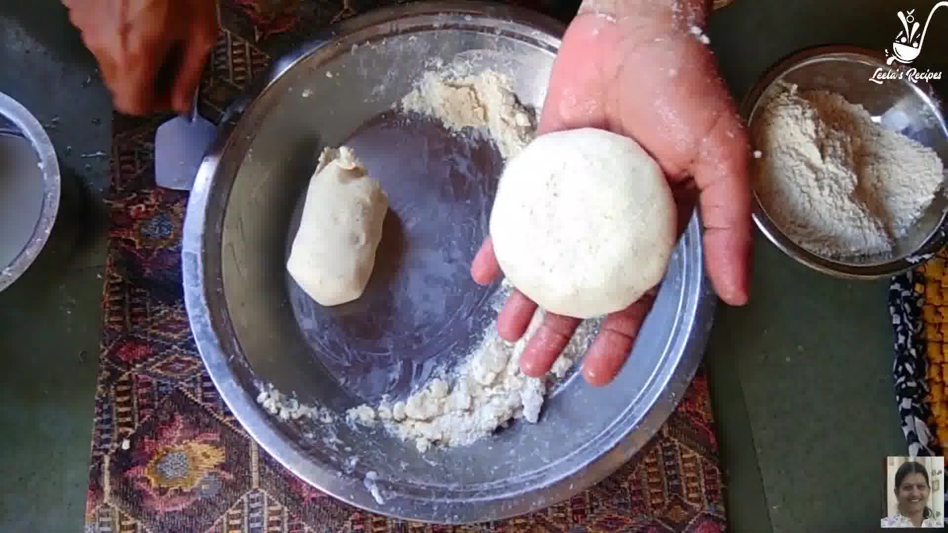 Makki Ki Roti | Leela's Recipes